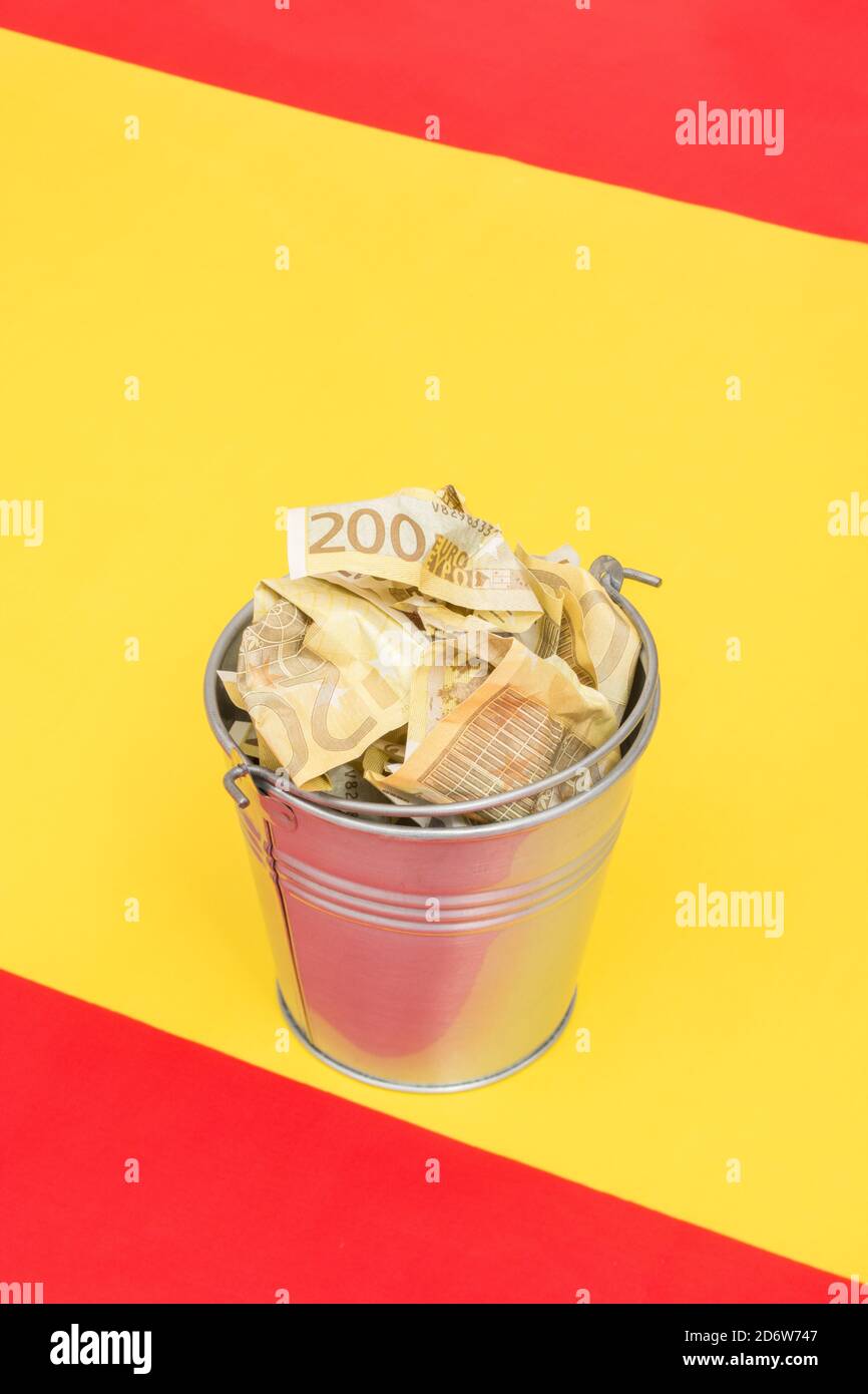 Empty bucket spanish flag hi-res stock photography and images - Alamy