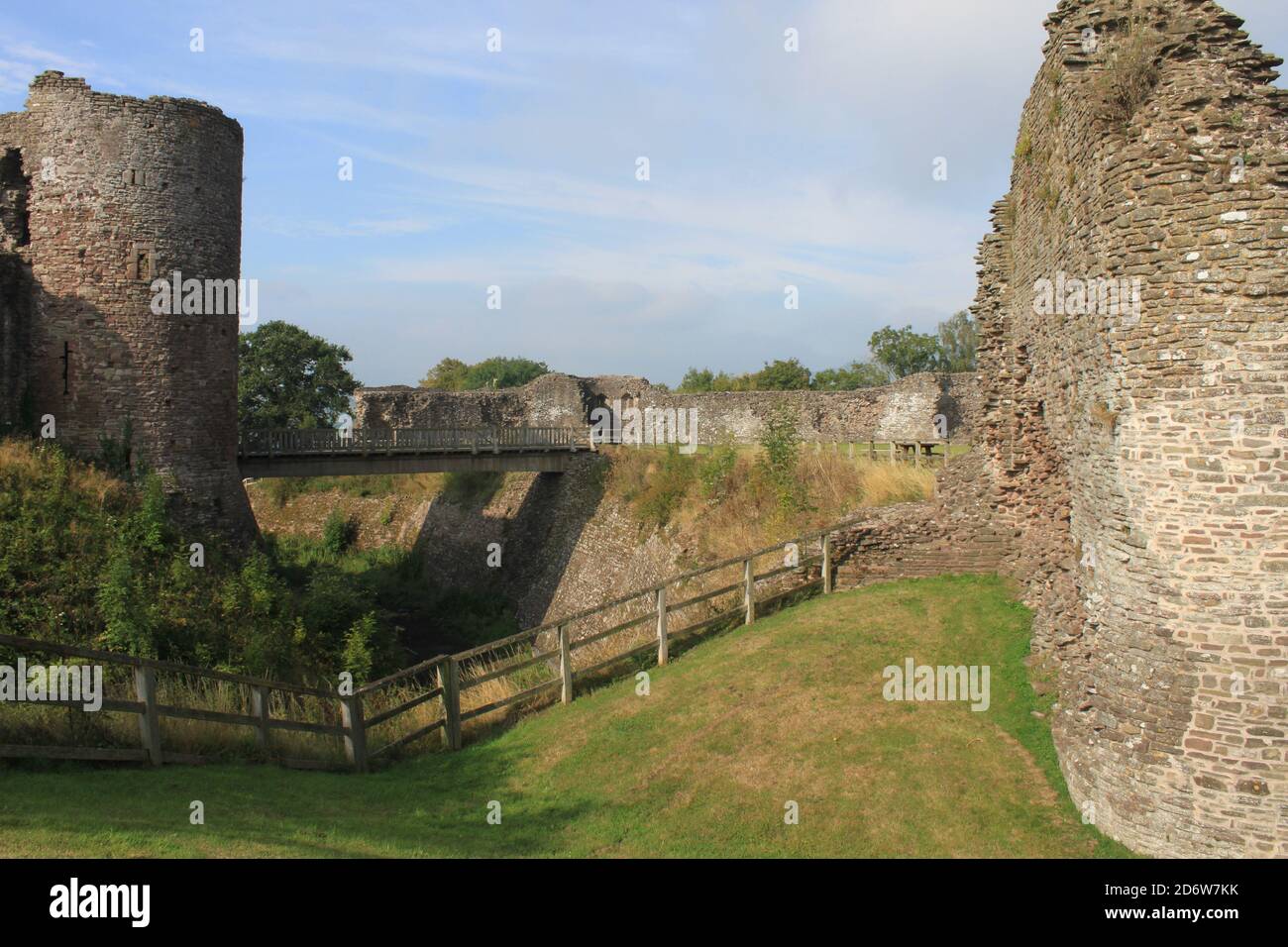 White Castle. Offa's Dyke Path. National Trail. Long-distance trail ...