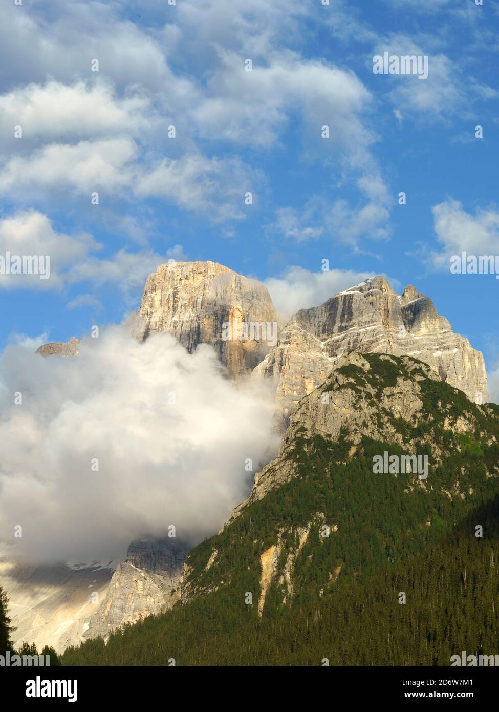 Staulanza pass hi-res stock photography and images - Alamy
