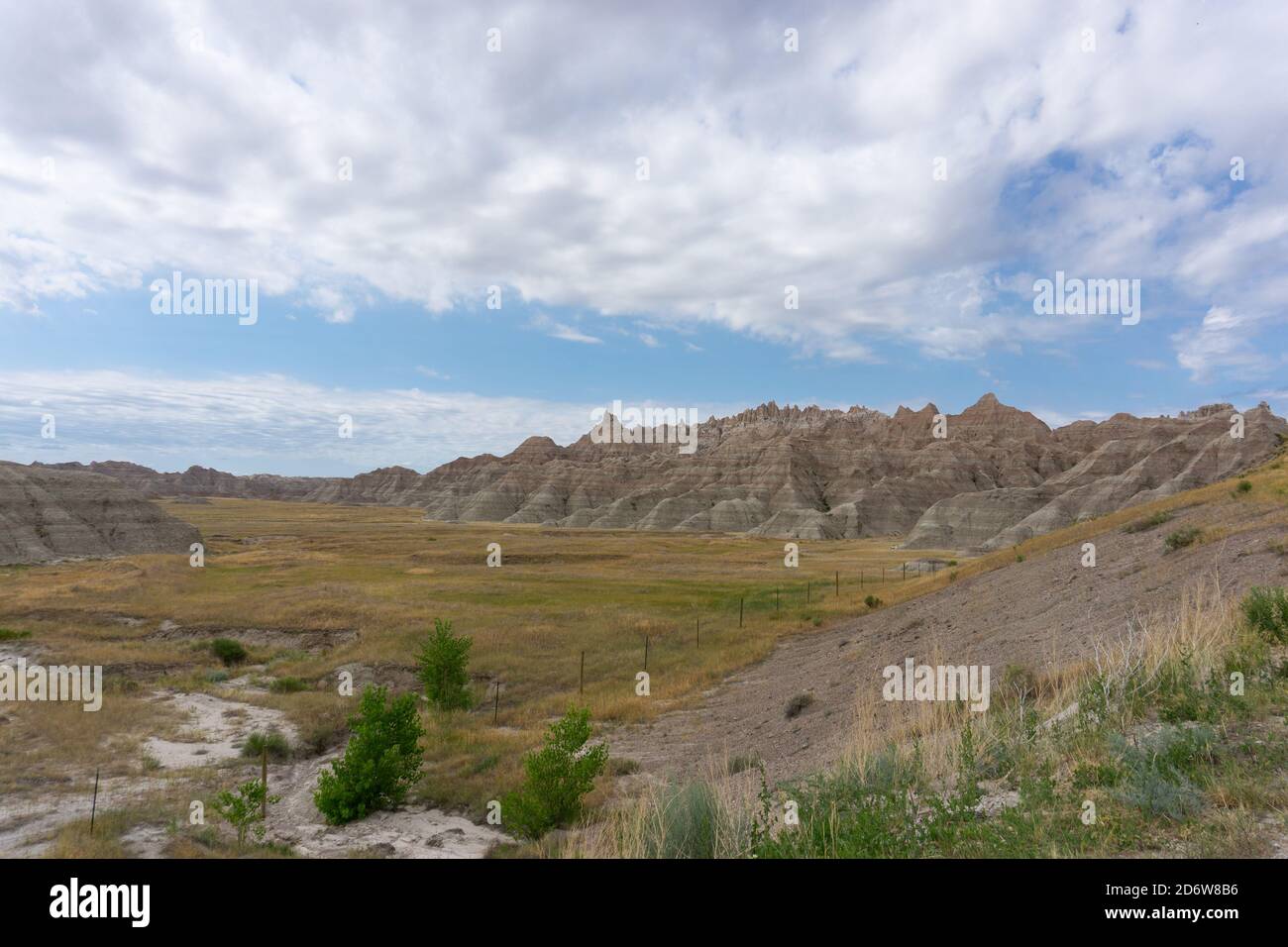 Badlands national park sunny day in summer Stock Photo - Alamy