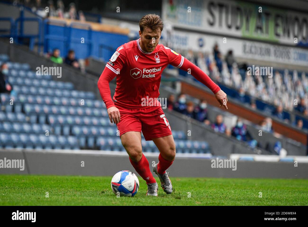 Luke Freeman (15) of Nottingham Forest with the ball Stock Photo - Alamy