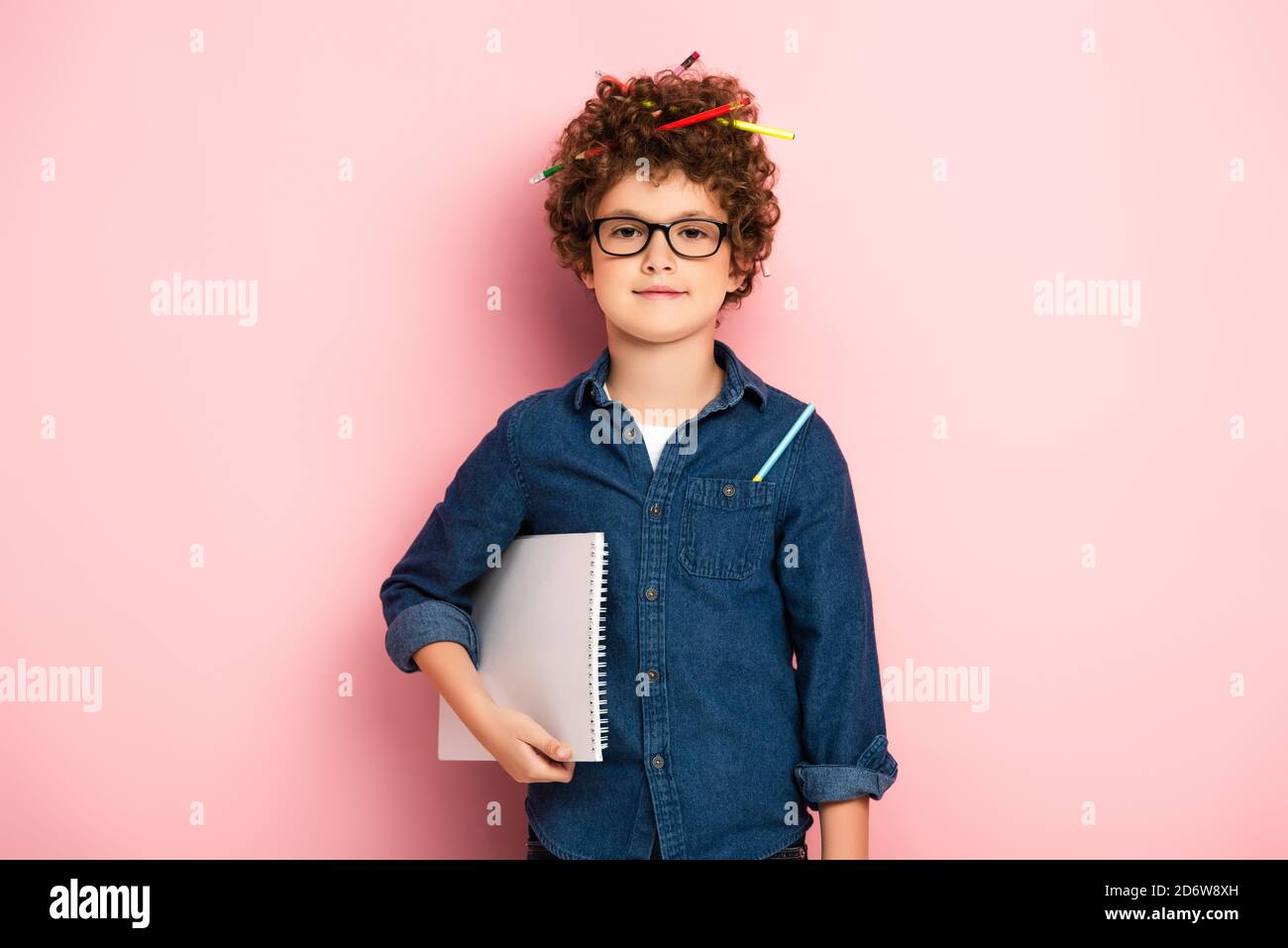 Child positive notepad hi-res stock photography and images - Alamy