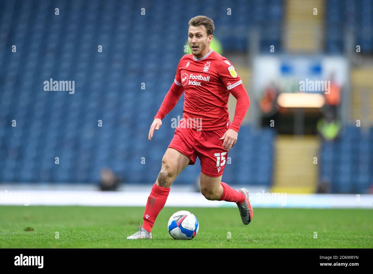 Luke Freeman (15) of Nottingham Forest with the ball Stock Photo - Alamy