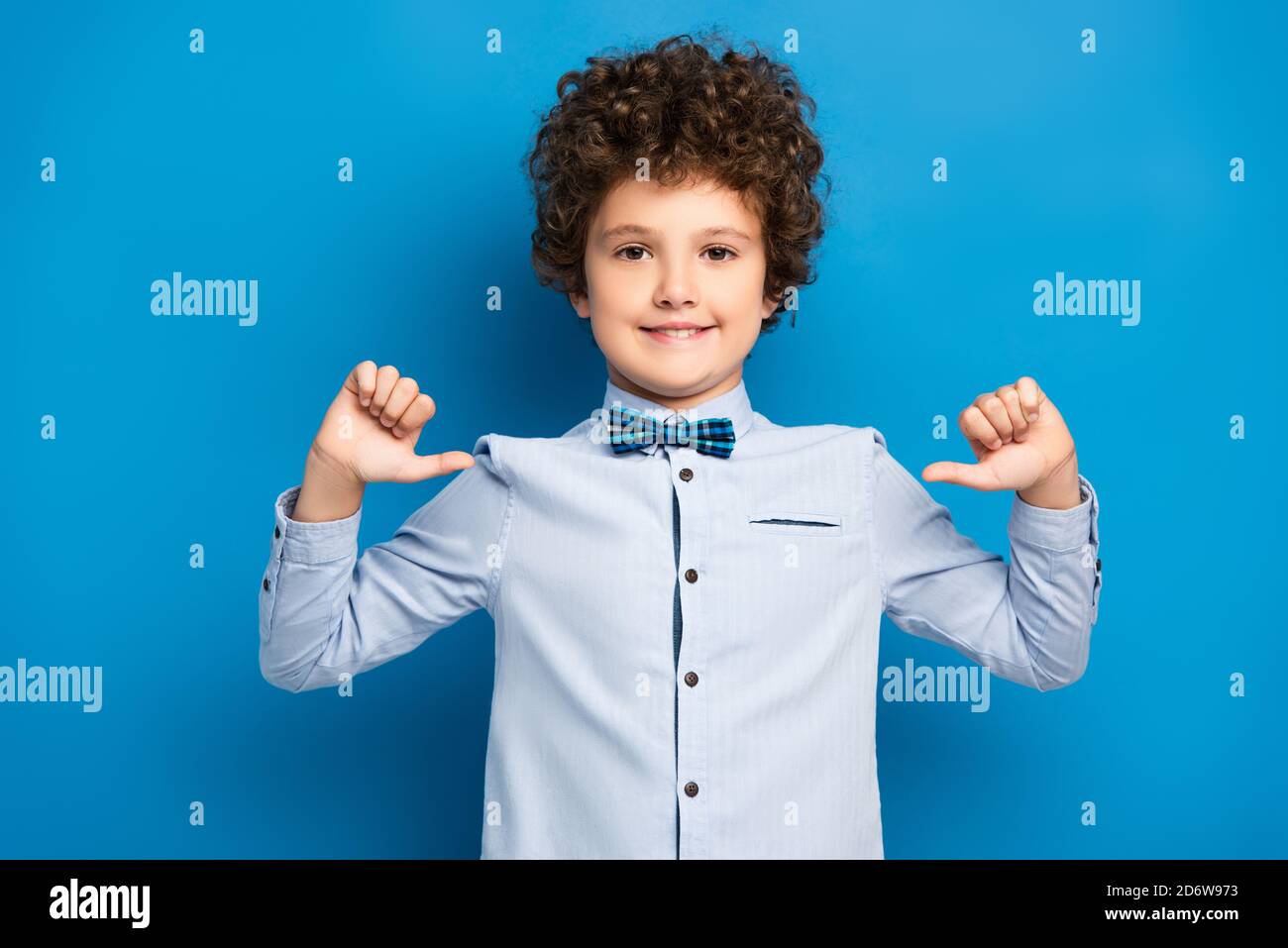 Boy pointing himself hi-res stock photography and images - Alamy