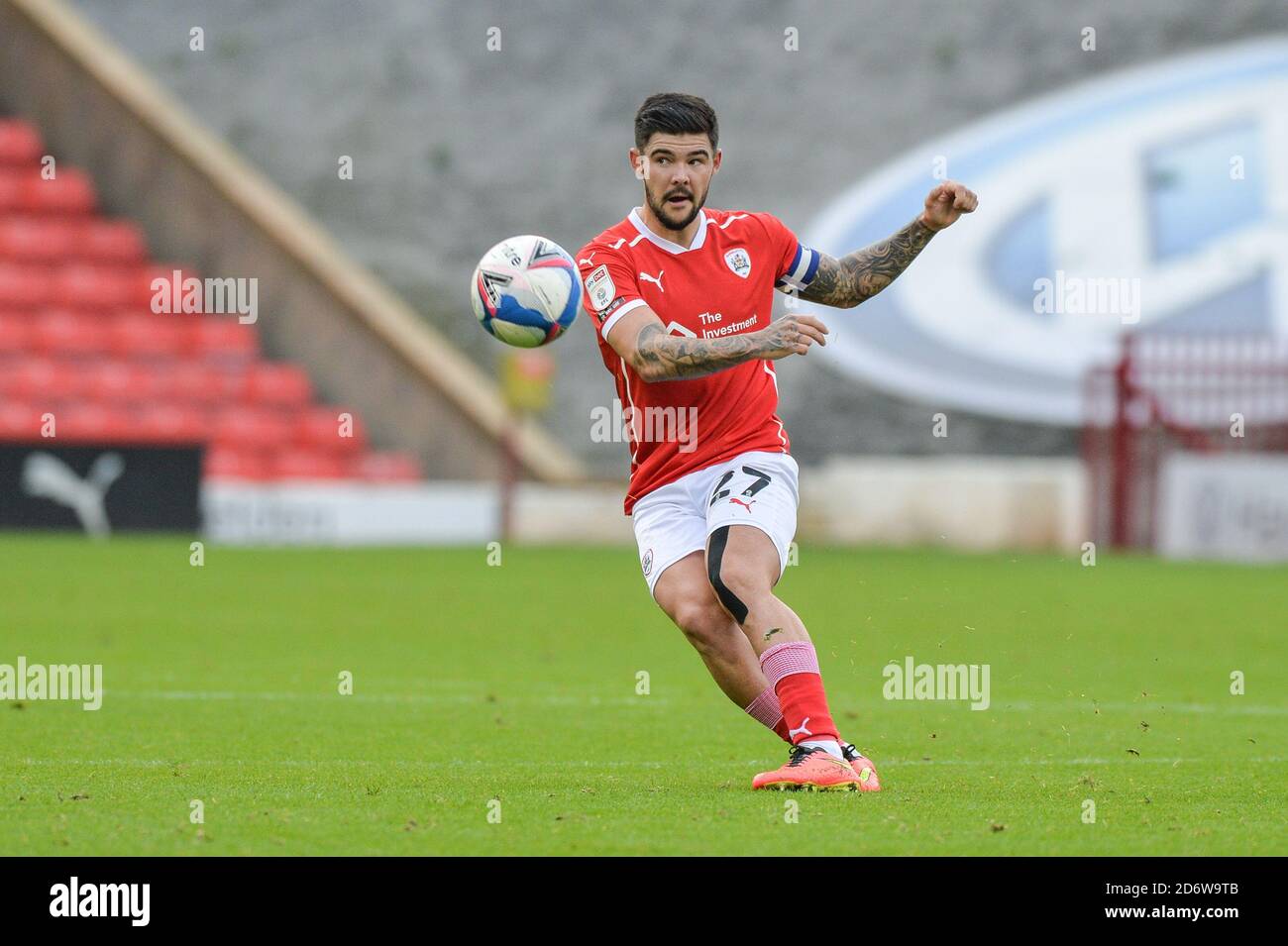 Alex mowatt barnsley hi-res stock photography and images - Alamy