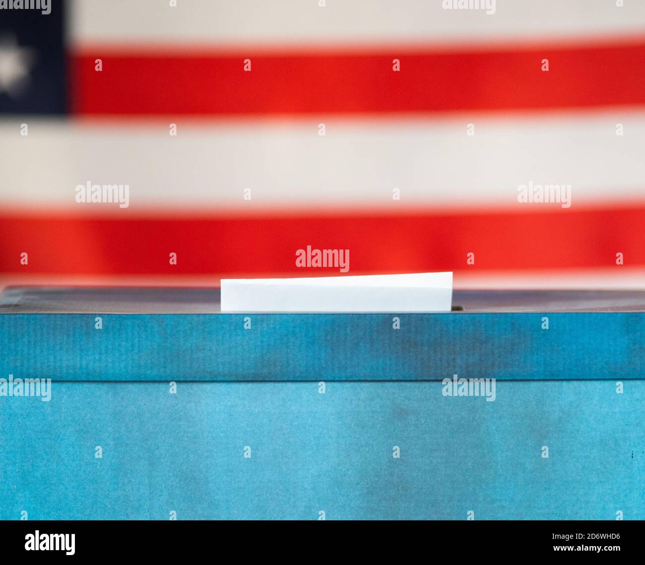 Us flag voting box hi-res stock photography and images - Alamy