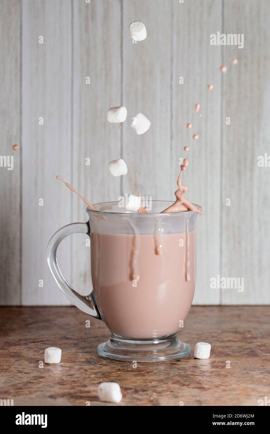 Hot Chocolate and Marshmallow Splash Stock Photo - Alamy