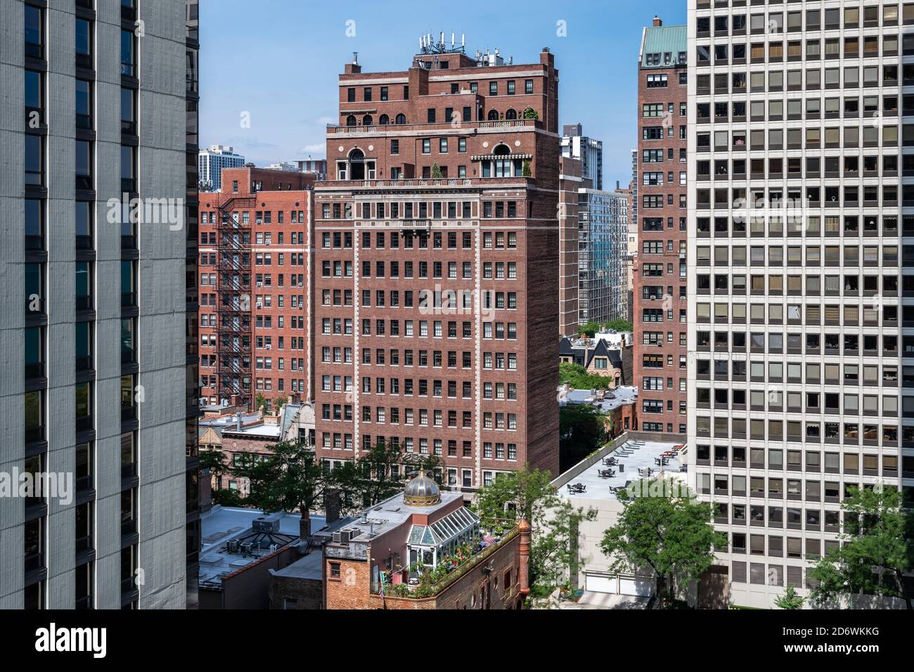 Multi unit buildings in the Gold Coast neighborhood Stock Photo - Alamy