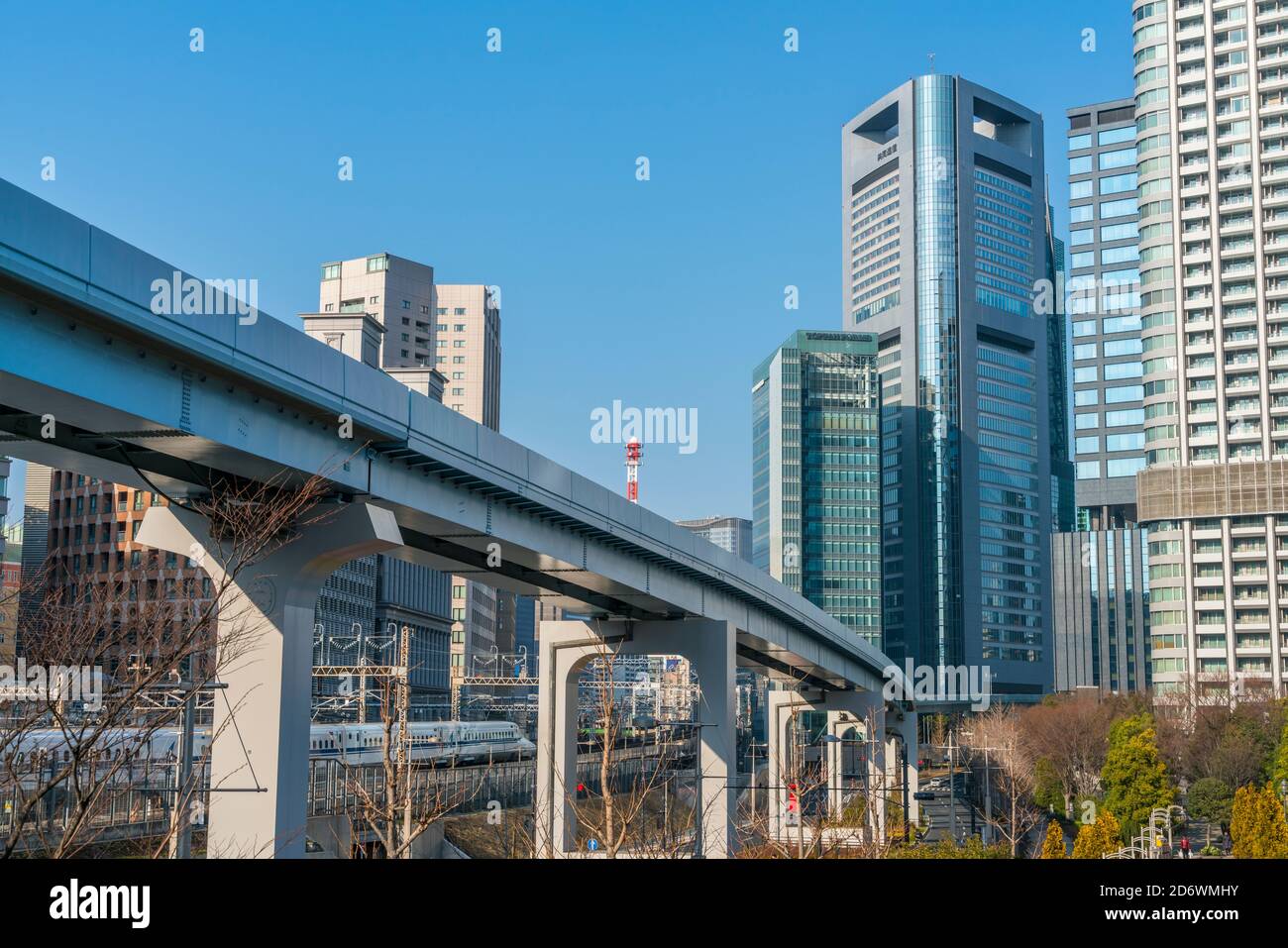Shinkansen on bridge hi-res stock photography and images - Alamy