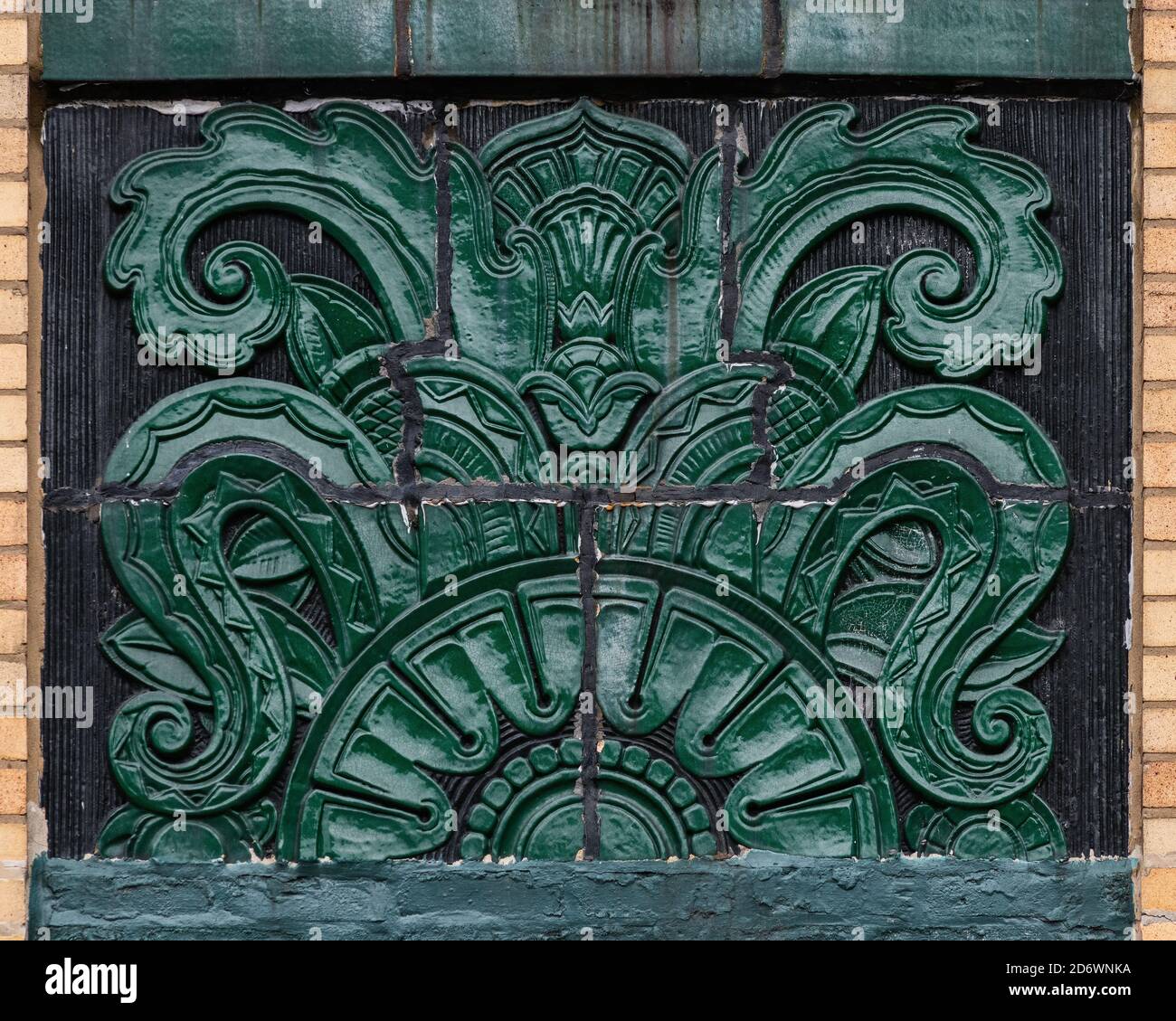 White terracotta facade hi-res stock photography and images - Alamy