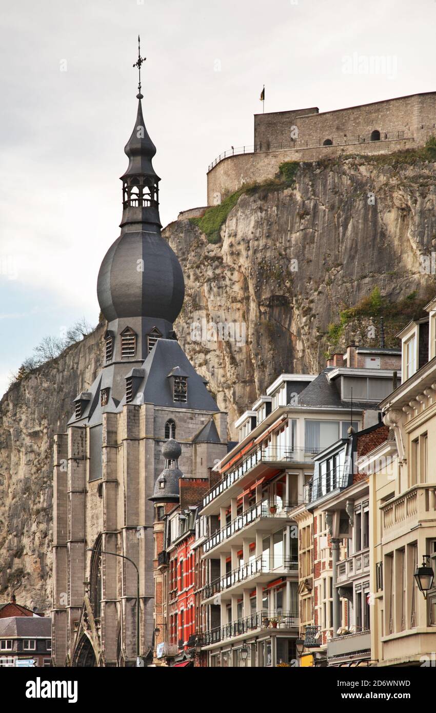 Collegiate church of Notre Dame and citadel in Dinant. Belgique Stock ...