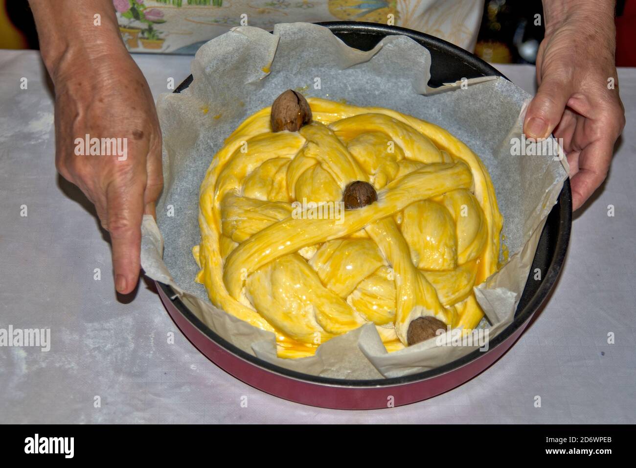 Wheel of bread hi-res stock photography and images - Alamy