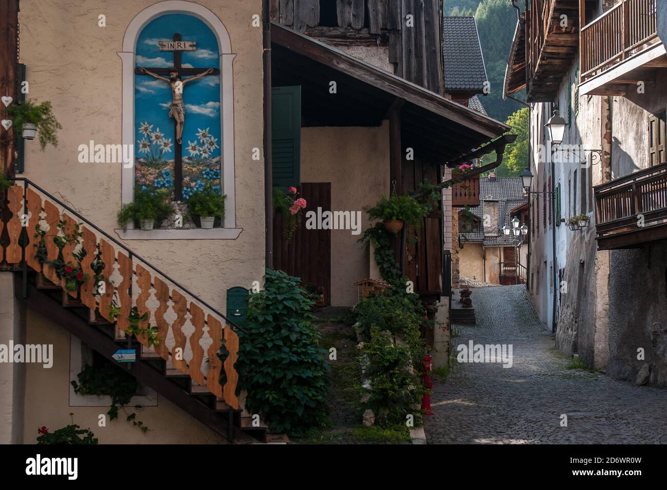 Mezzano hi-res stock photography and images - Alamy