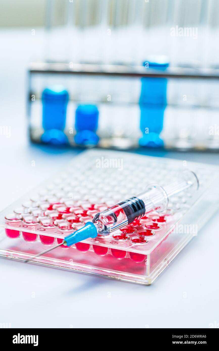 Virology research laboratory Stock Photo - Alamy