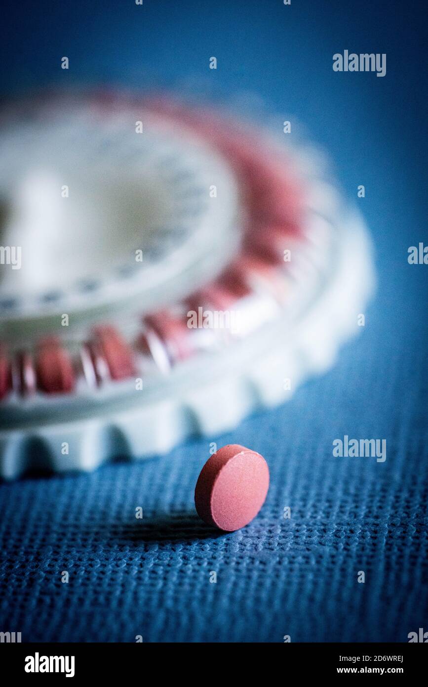 Estrogen Pills High Resolution Stock Photography and Images - Alamy