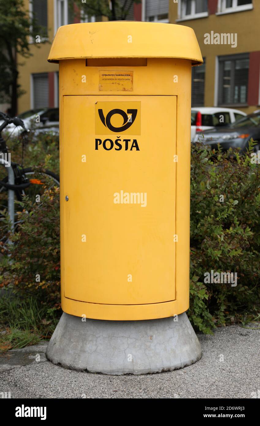 Europe mail posta hi-res stock photography and images - Alamy