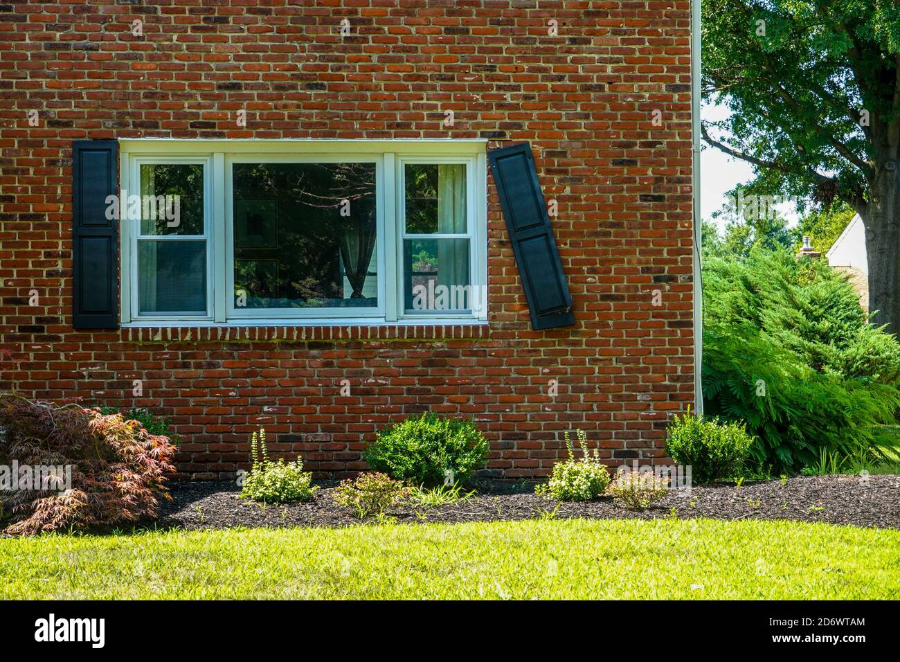 Spout broken off hi-res stock photography and images - Alamy