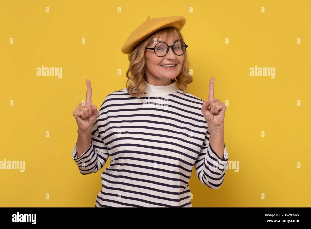 Look amused hi-res stock photography and images - Alamy