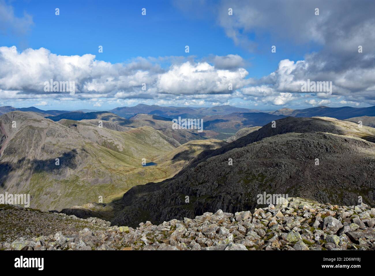 The summit plateau of Scafell Pike in Lake District National Park ...