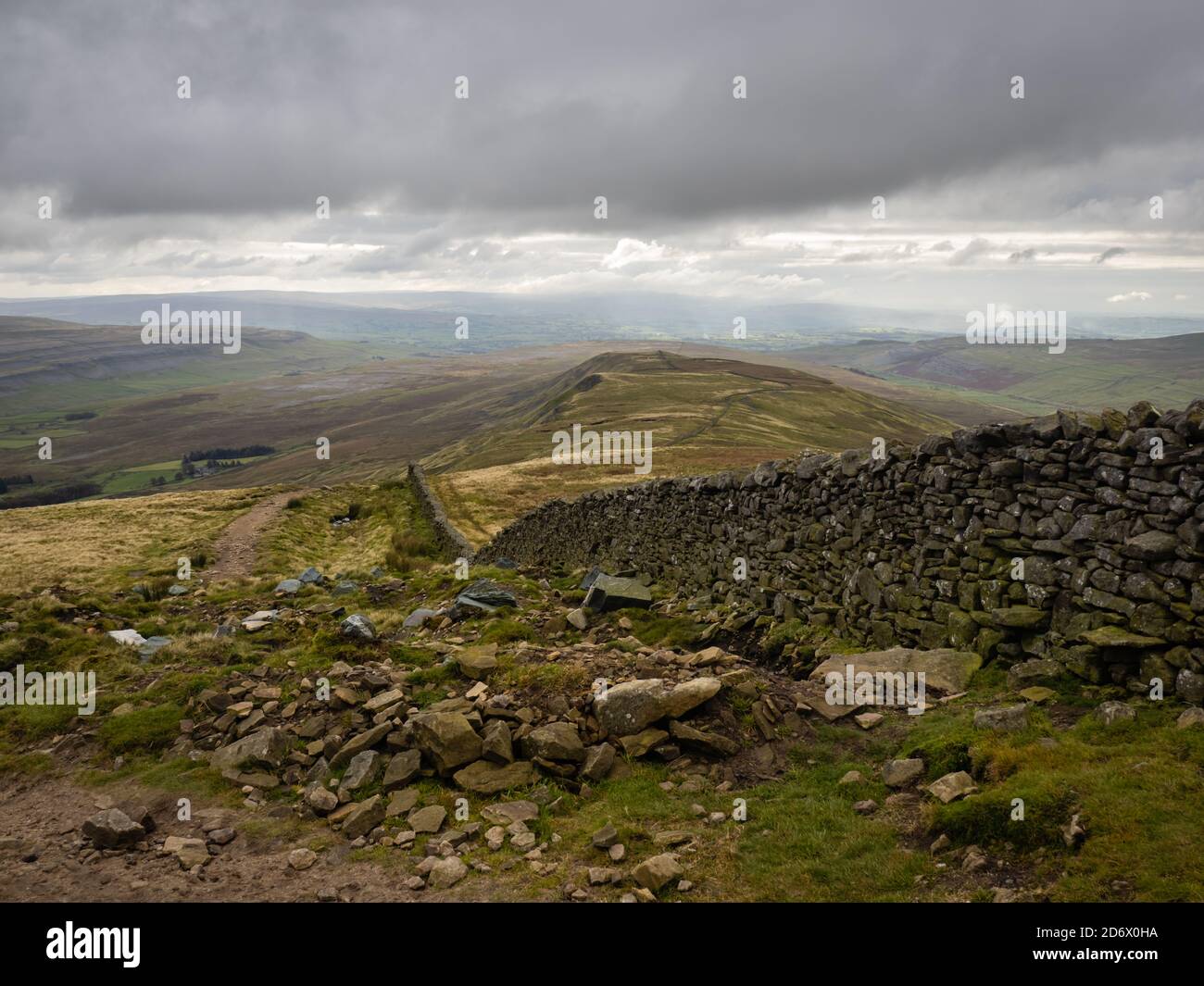 Kingsdale is the most deserted and stunning in the Yorkshire Dales ...