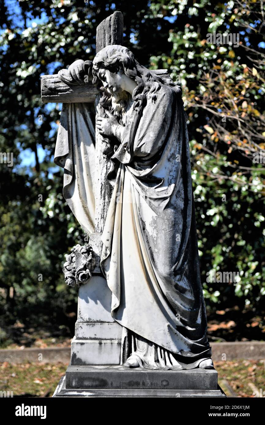 Statue in the old Brandon Cemetery, Brandon, Mississippi Stock Photo ...