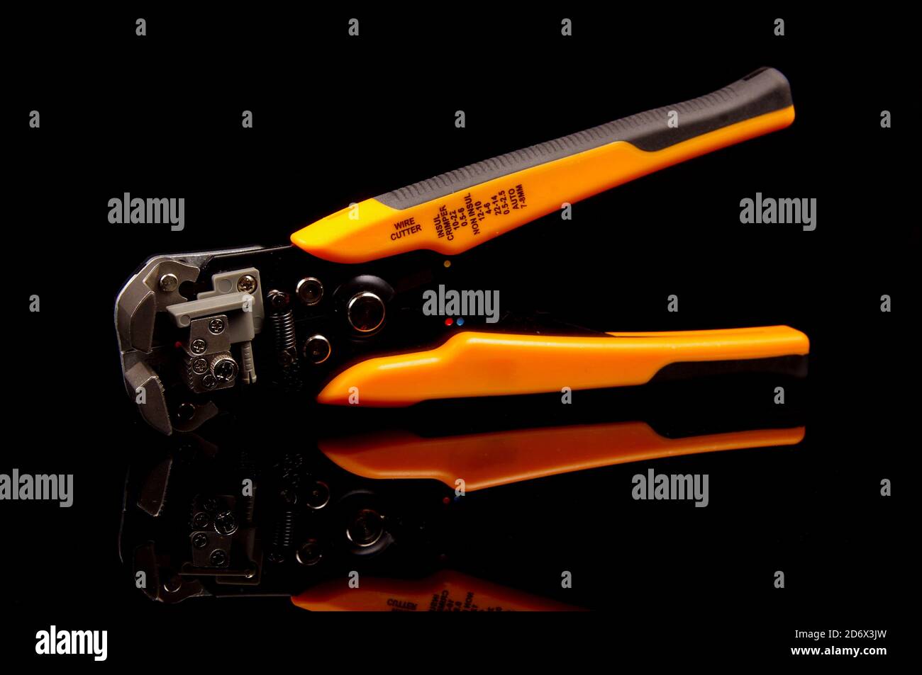 Professional cable termination tool for insulation stripping isolated ...