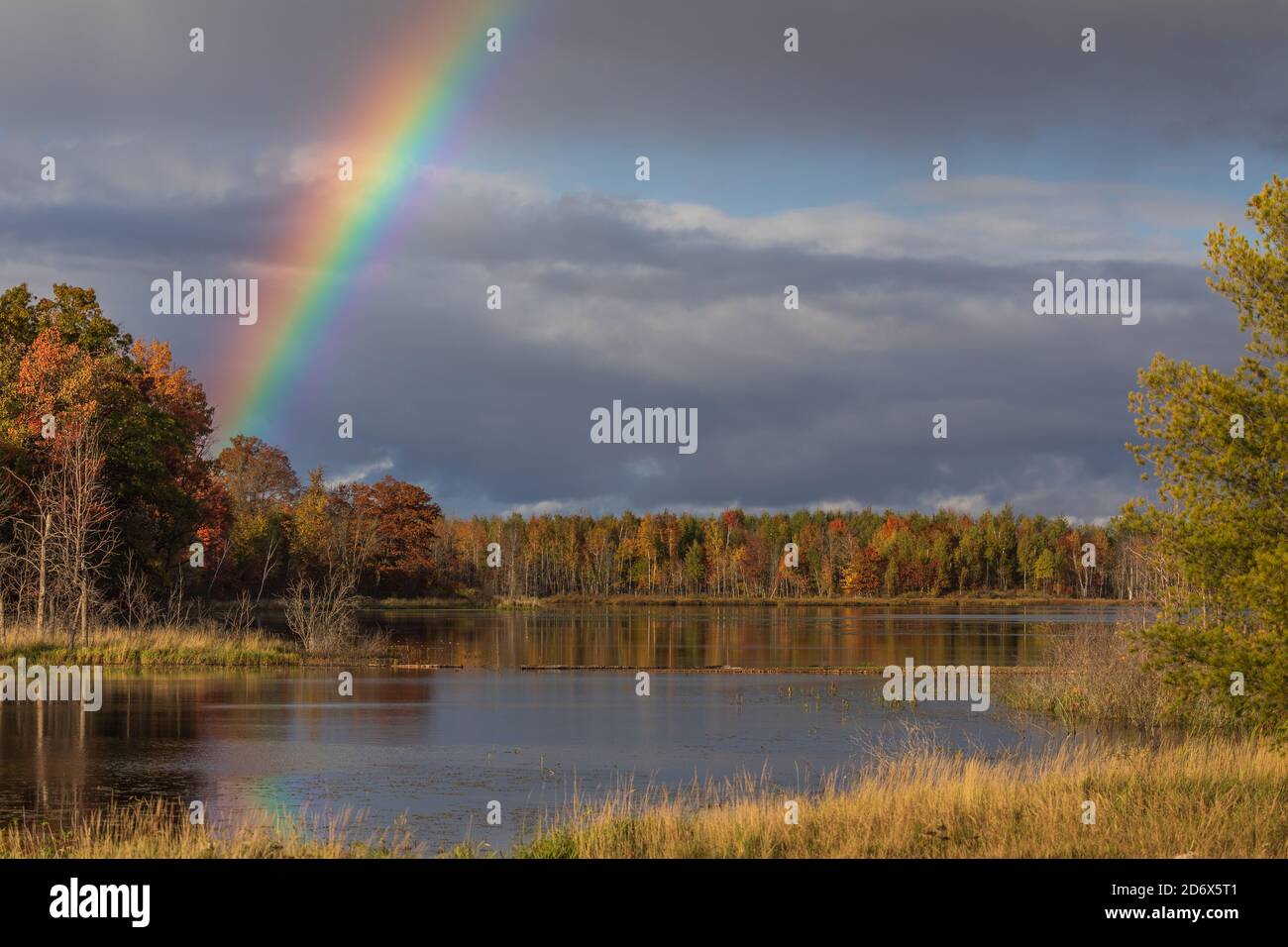 Rainbow over fall colors hi-res stock photography and images - Alamy