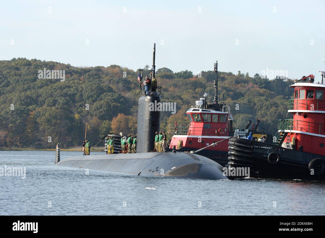 201019-N-GR655-117 GROTON, Conn. (October 19, 2020) - The Los Angeles ...