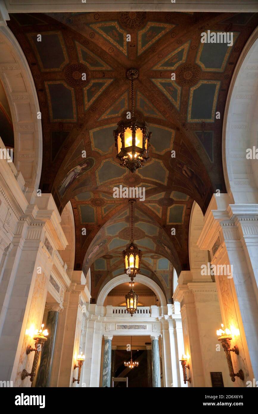 The rotunda of National Museum of the American Indian formerly ...