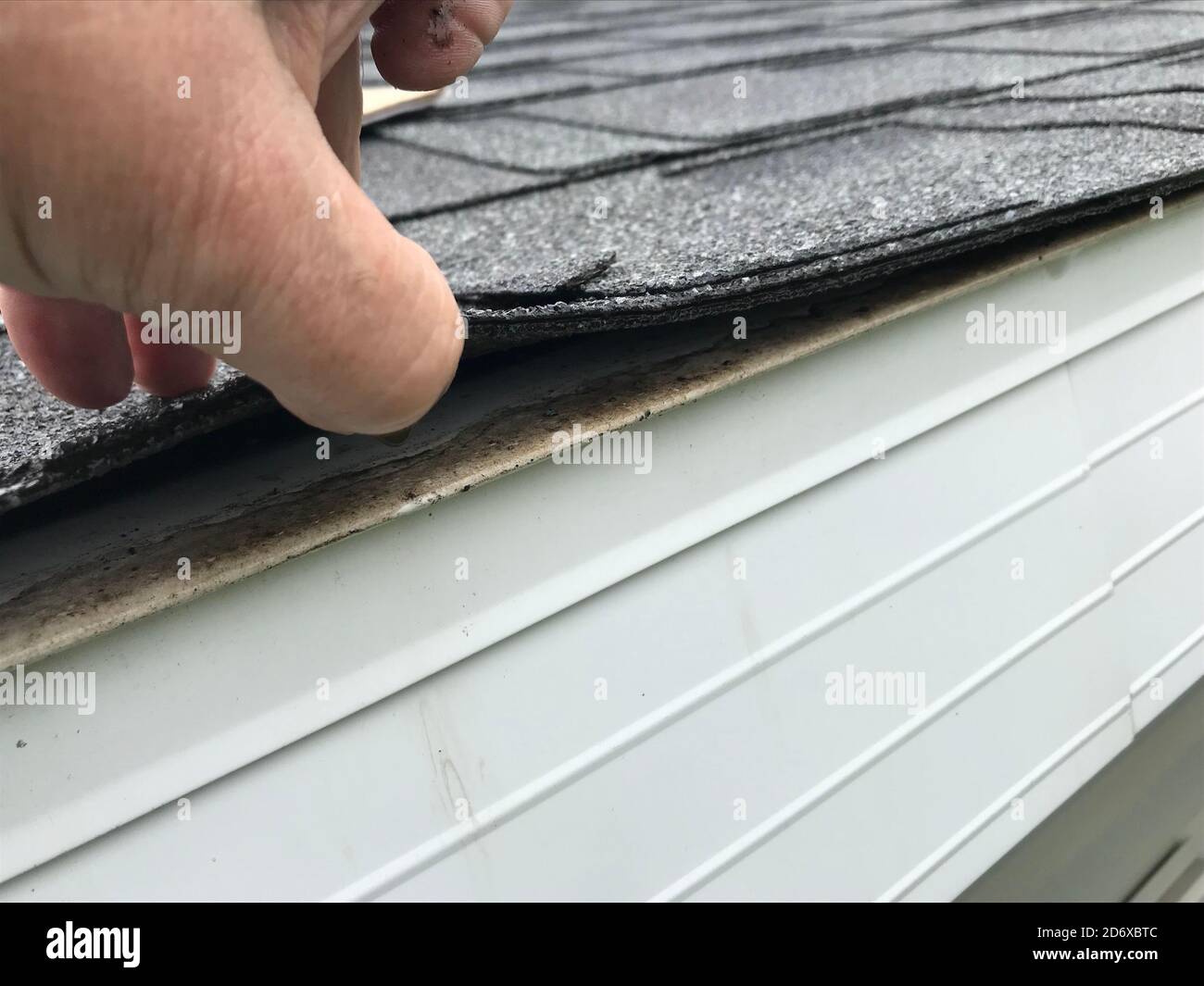 Rooftop inspection hi-res stock photography and images - Alamy