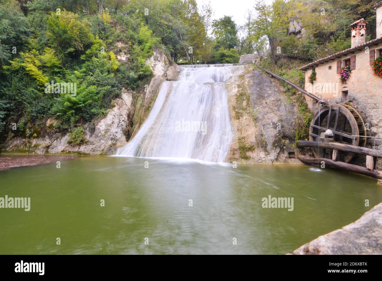 Water Splash Waterfall Stock Photo - Alamy