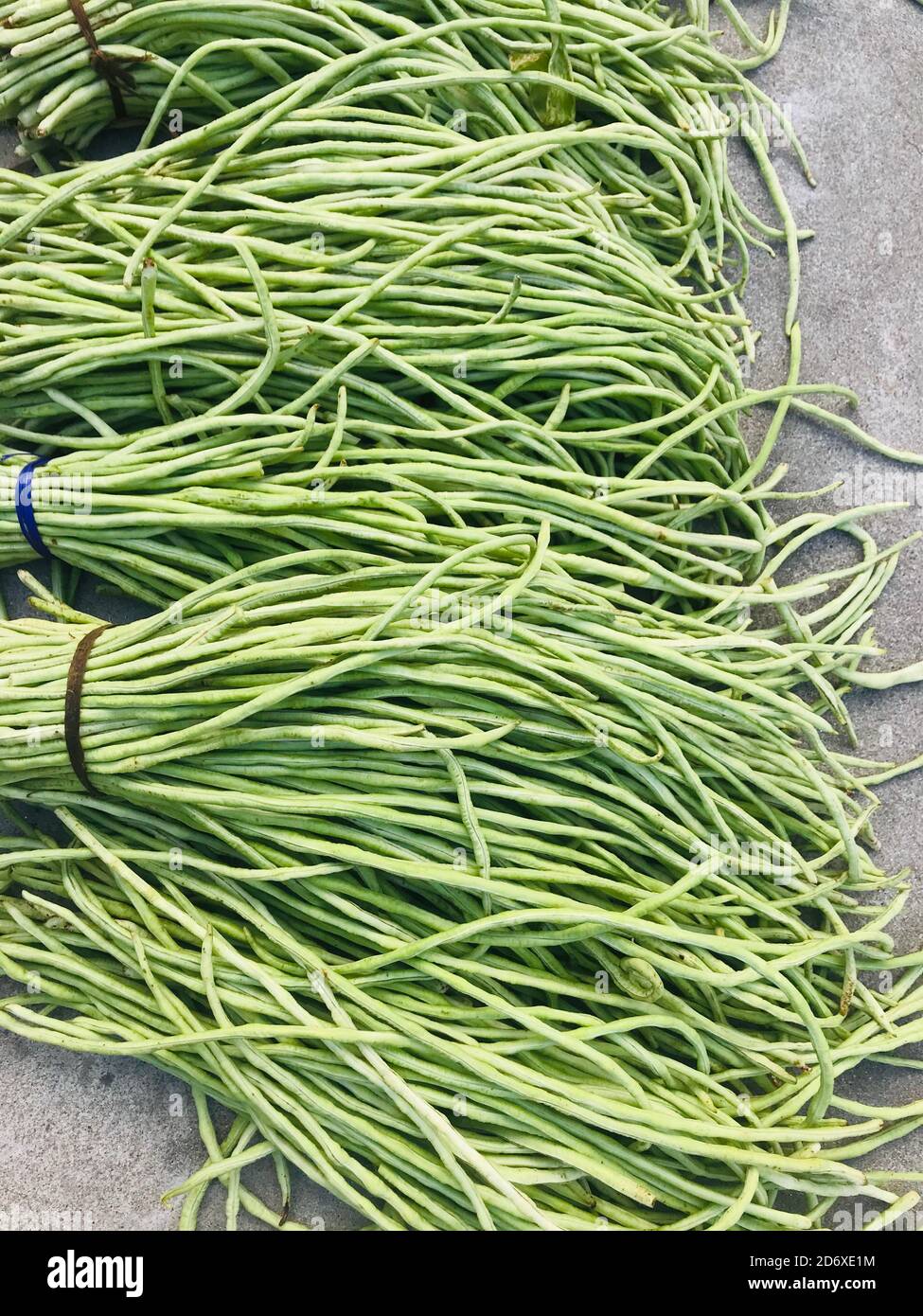 Bunch of fresh long bean Stock Photo - Alamy