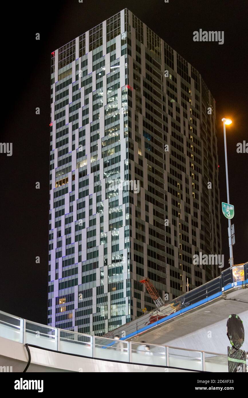 The Shibuya Stream skyscraper at night. Shibuya, Tokyo, Japan Stock ...