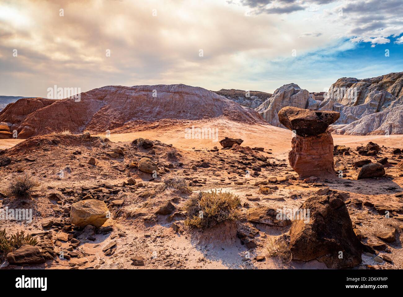 The Toadstool Trail leads to an area of hoodoos and balanced rock ...
