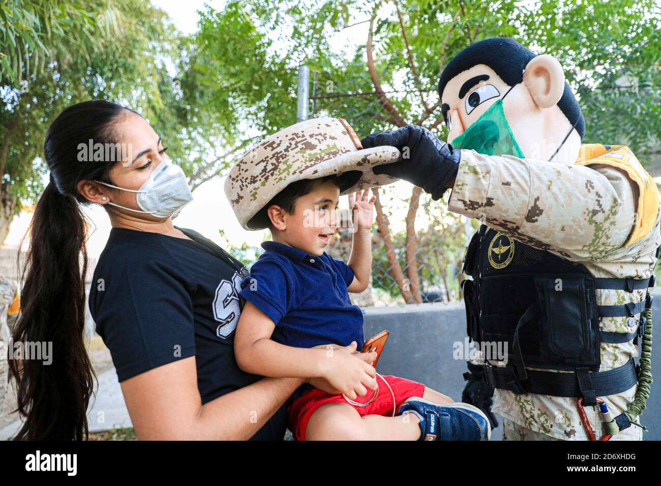 botarga soldier Bravo. . Canophile training demonstration of the ...