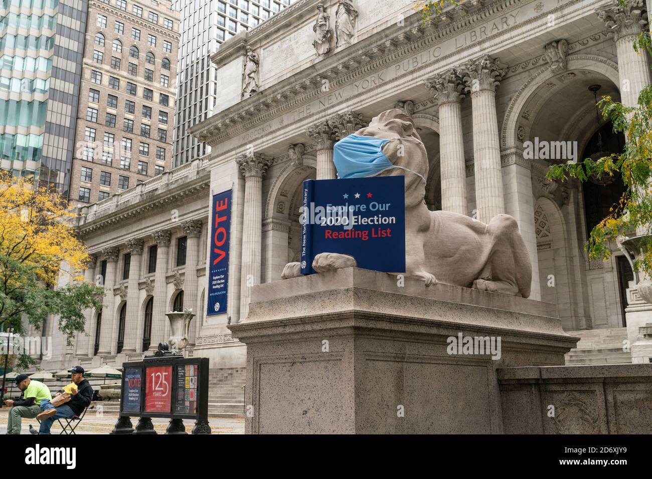 New York, NY - October 19, 2020: View of Read Think Vote campaign ...