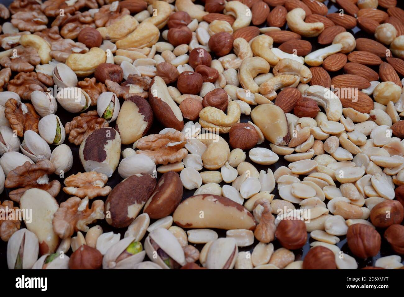 Brazil nuts walnuts hi-res stock photography and images - Alamy