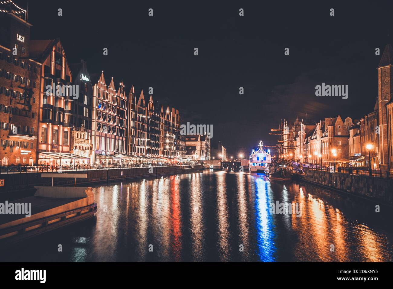 Night views of Gdansk along the Motława River Stock Photo - Alamy