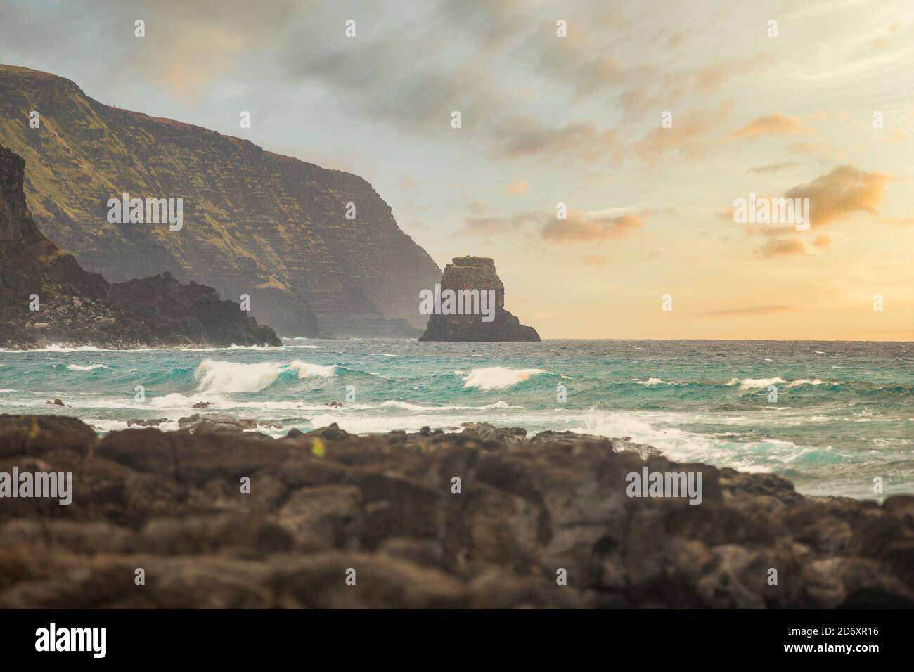 Beach Easter Island. scenic views of the ocean Stock Photo - Alamy