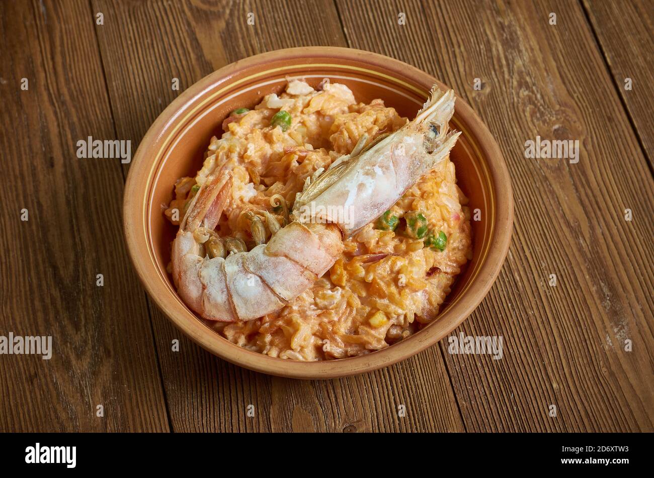 Risotto primavera - classic Italian dish seasonal spring veg with ...