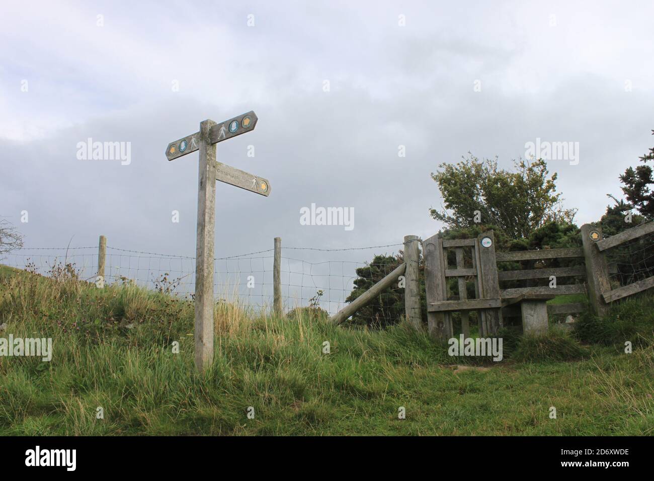 Offa's Dyke Path direction signpost . National Trail. Long-distance ...
