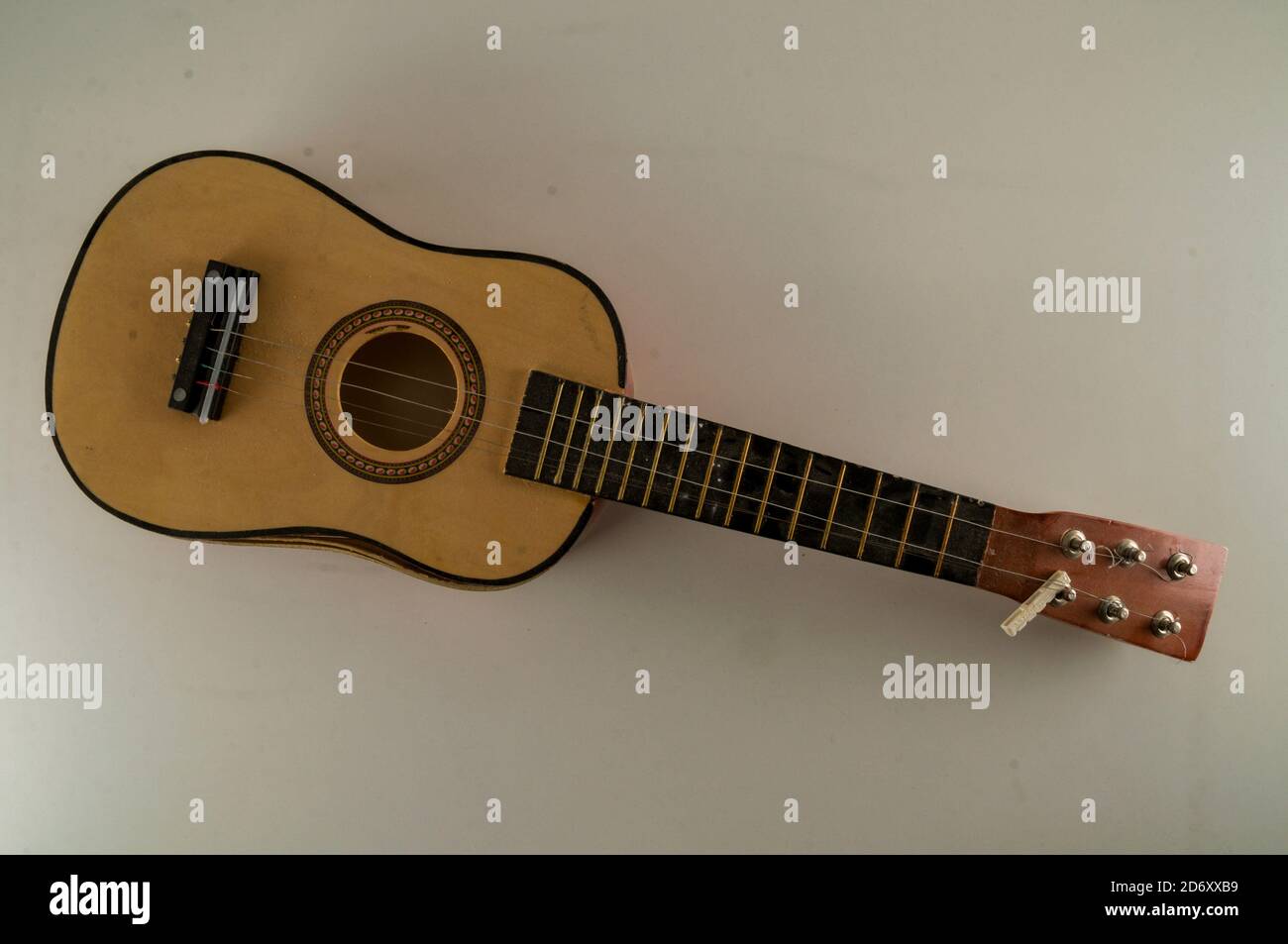 Broken guitar isolated hi-res stock photography and images - Alamy