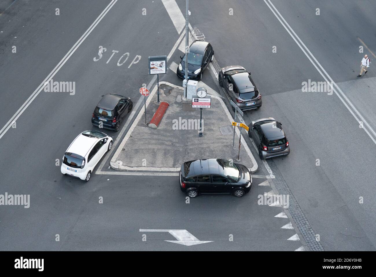 Gvs triangle hi-res stock photography and images - Alamy