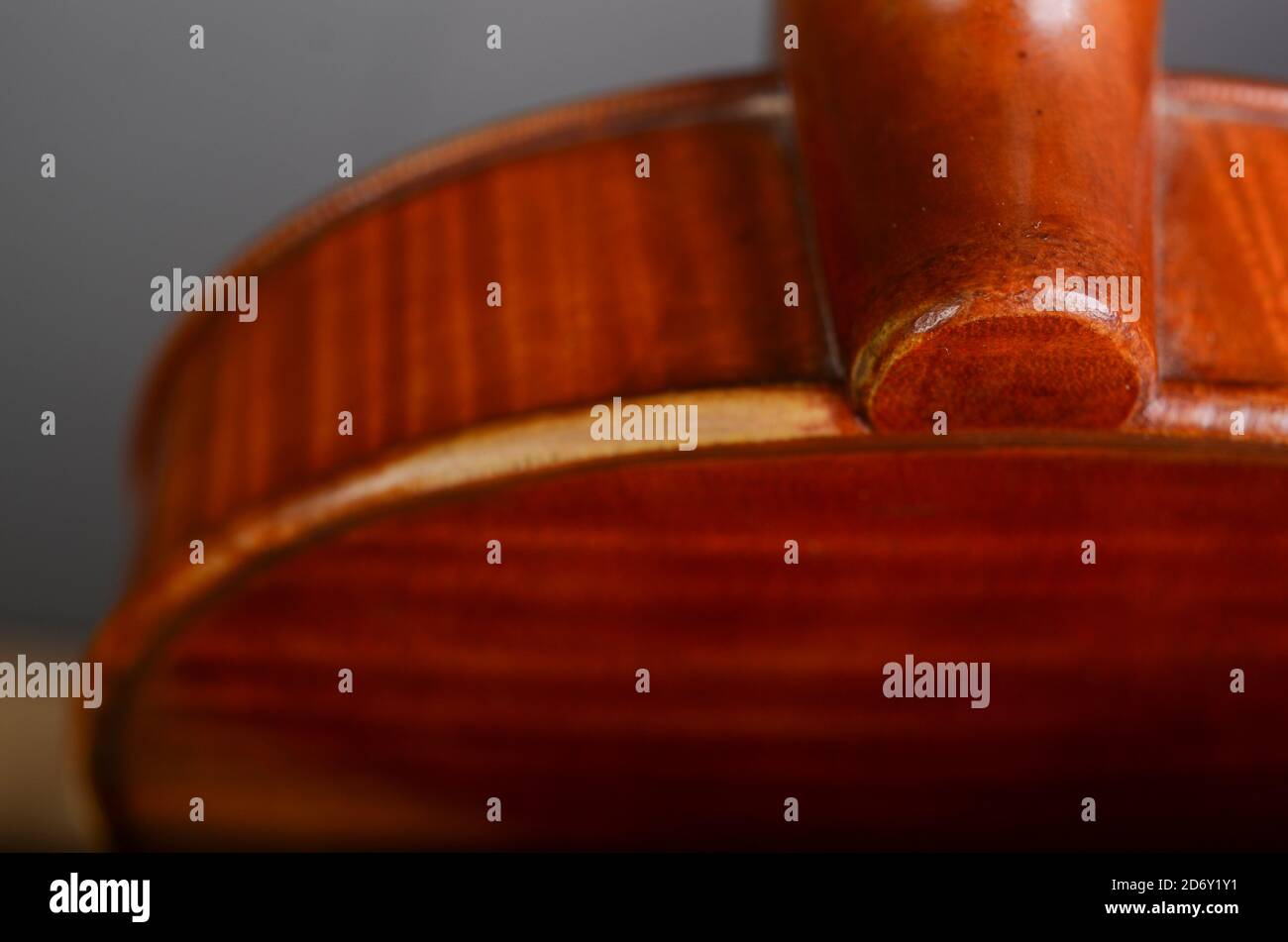 Antiquized vintage violin handmade instrument by Pablo Saco Luthier ...