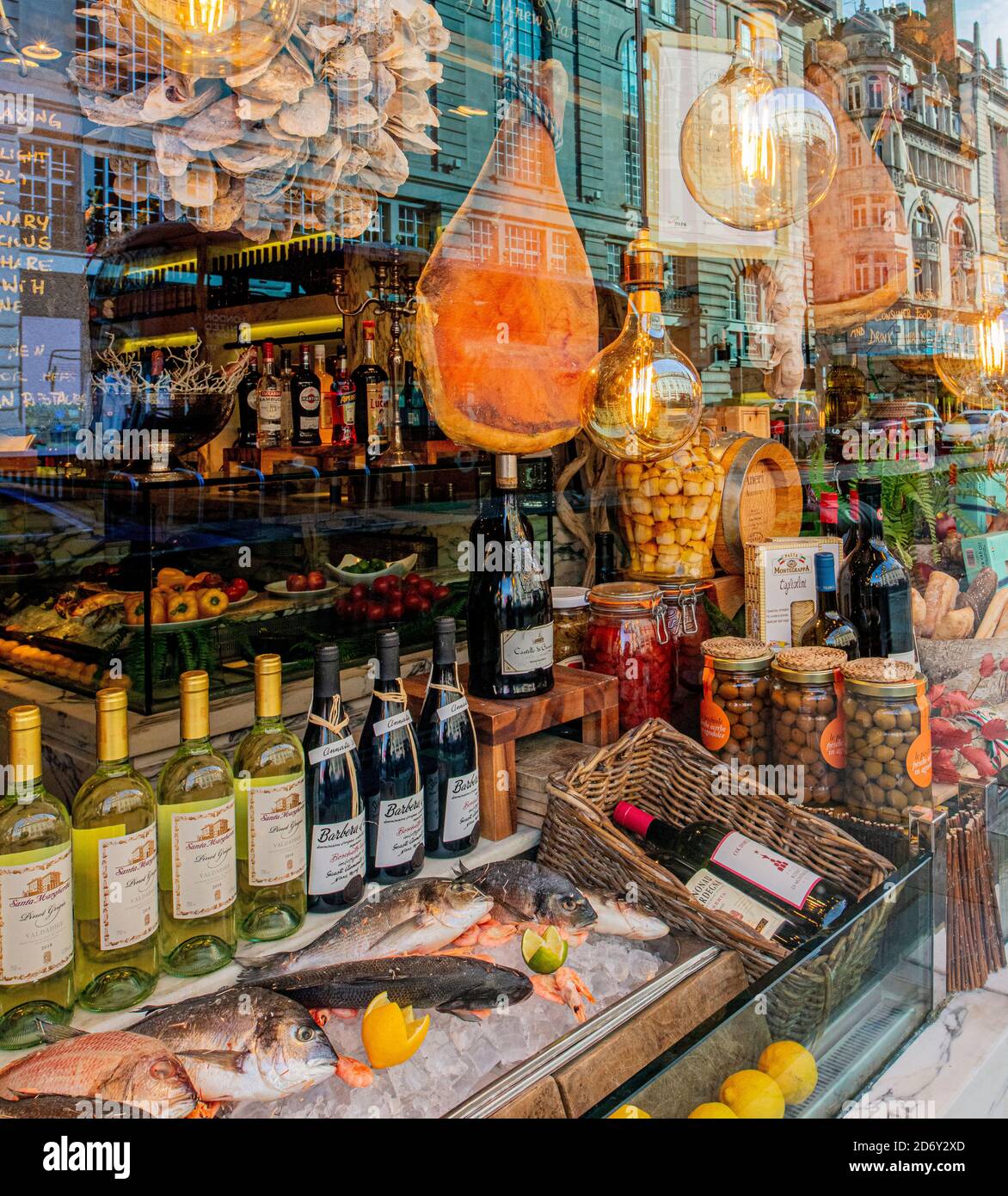 Delicatessen window on Piccadilly Stock Photo - Alamy