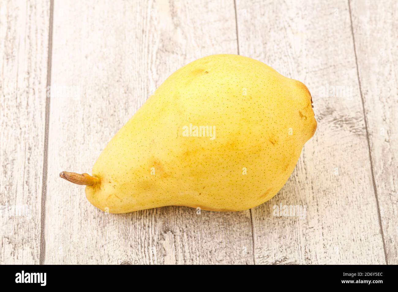 Ripe, tsasty and sweet Yellow Chinese Pear Stock Photo - Alamy