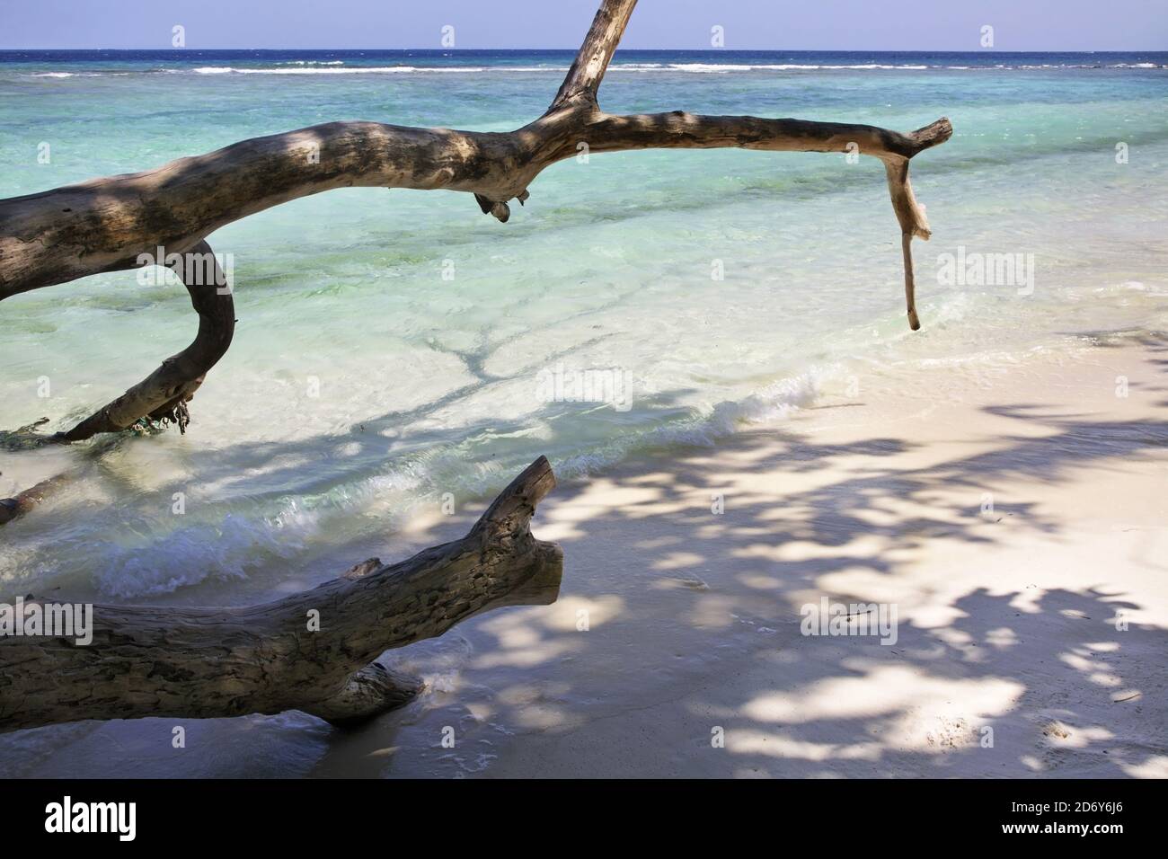 Villingili island. Republic of the Maldives Stock Photo - Alamy