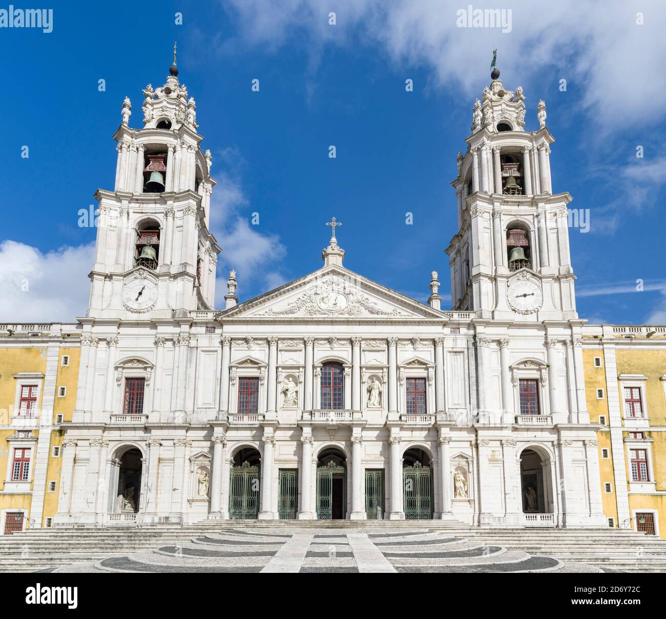 Palacio Nacional de Mafra, the national palace Mafra, the most ...