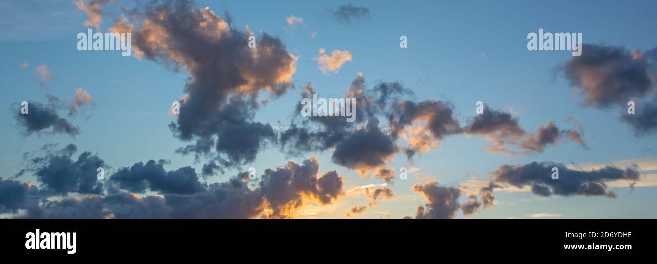 Banner clouds hi-res stock photography and images - Alamy