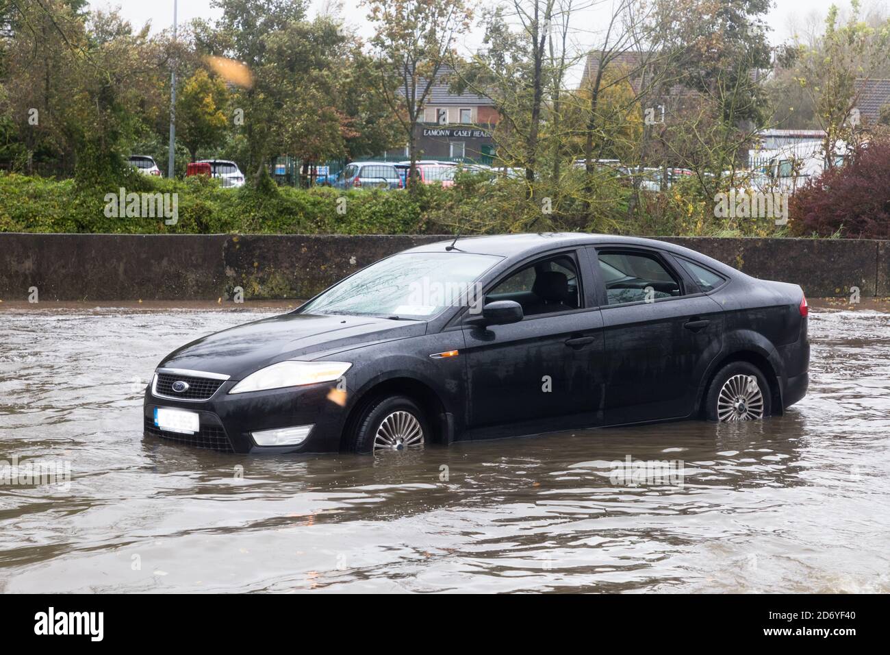 Trapped in car flood hi-res stock photography and images - Alamy